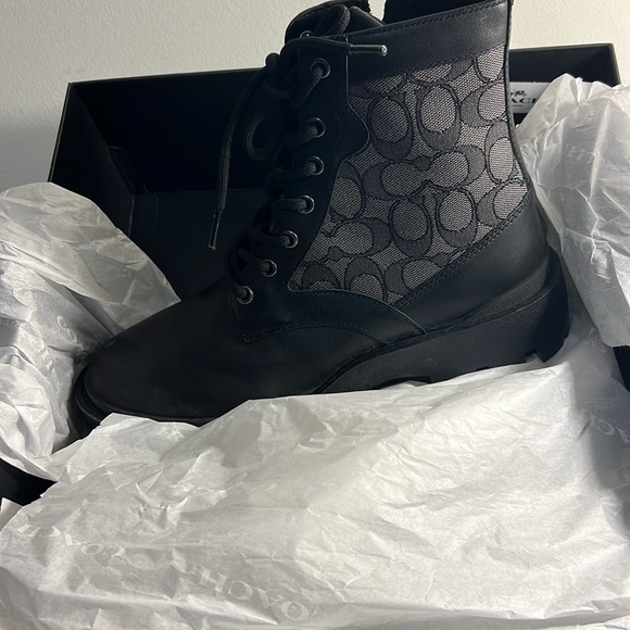 Coach | Shoes | New In Box Coach Citysole Lace Up Boot Signature ...